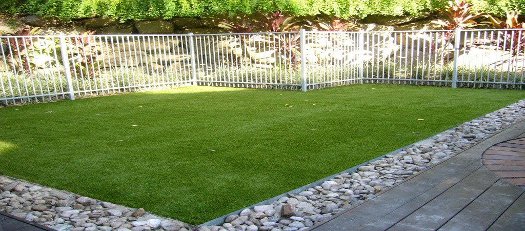 Melting Point of Artificial Grass: How It Damages Your Lawn?– Turf ...